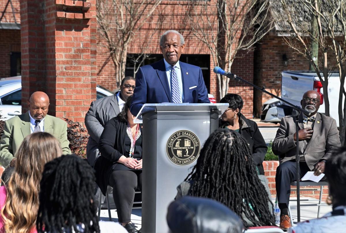 Bowman welcomes new branch library