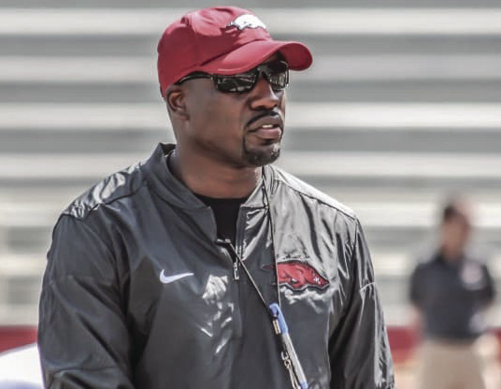 CAROLINA FOOTBALL: Scott to coach D-line