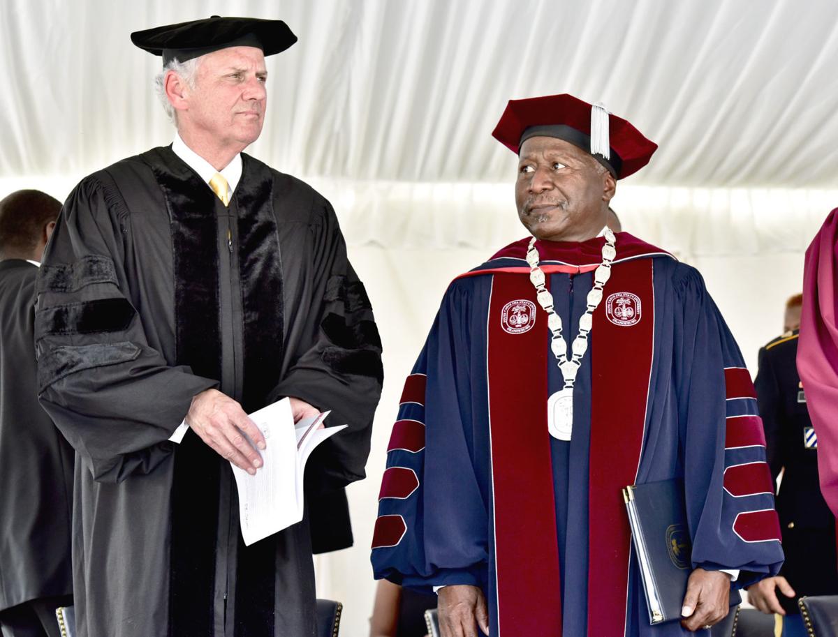 Gov. McMaster to SCSU grads: ‘Always push yourself’ | Local | thetandd.com