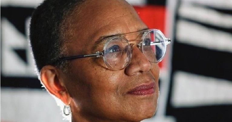 Columnist Eugene Robinson's wife dies
