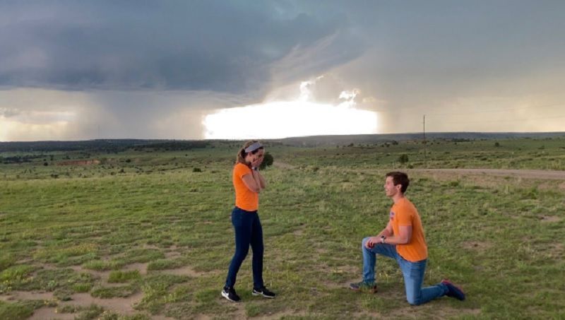 Meteorologist proposes in front of tornado
