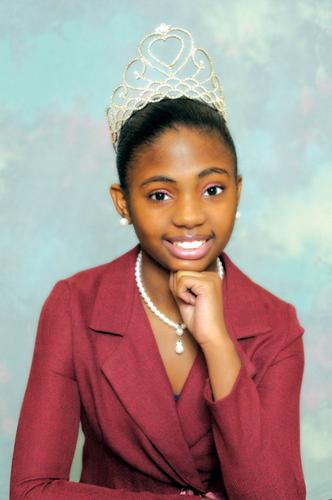 Lundy crowned as Miss Felton Laboratory School