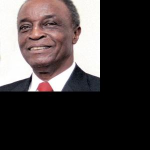 Earl Middleton dies - Death of businessman, leader ends an era