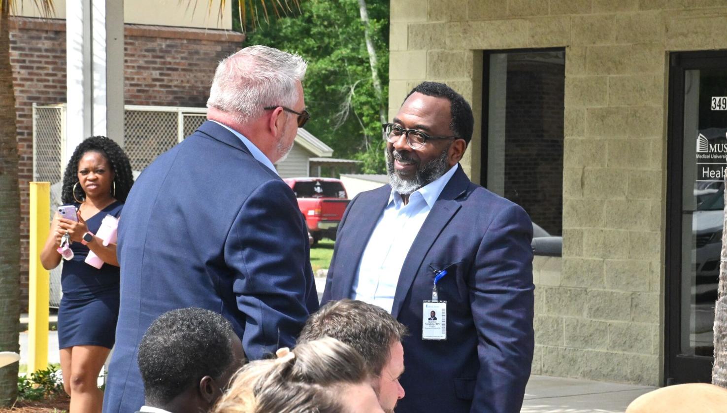 MUSC cuts ribbon on primary care, HealthPlex facilities