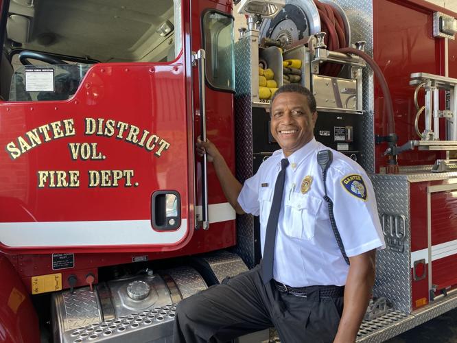 Santee chief celebrates 35 years as firefighter