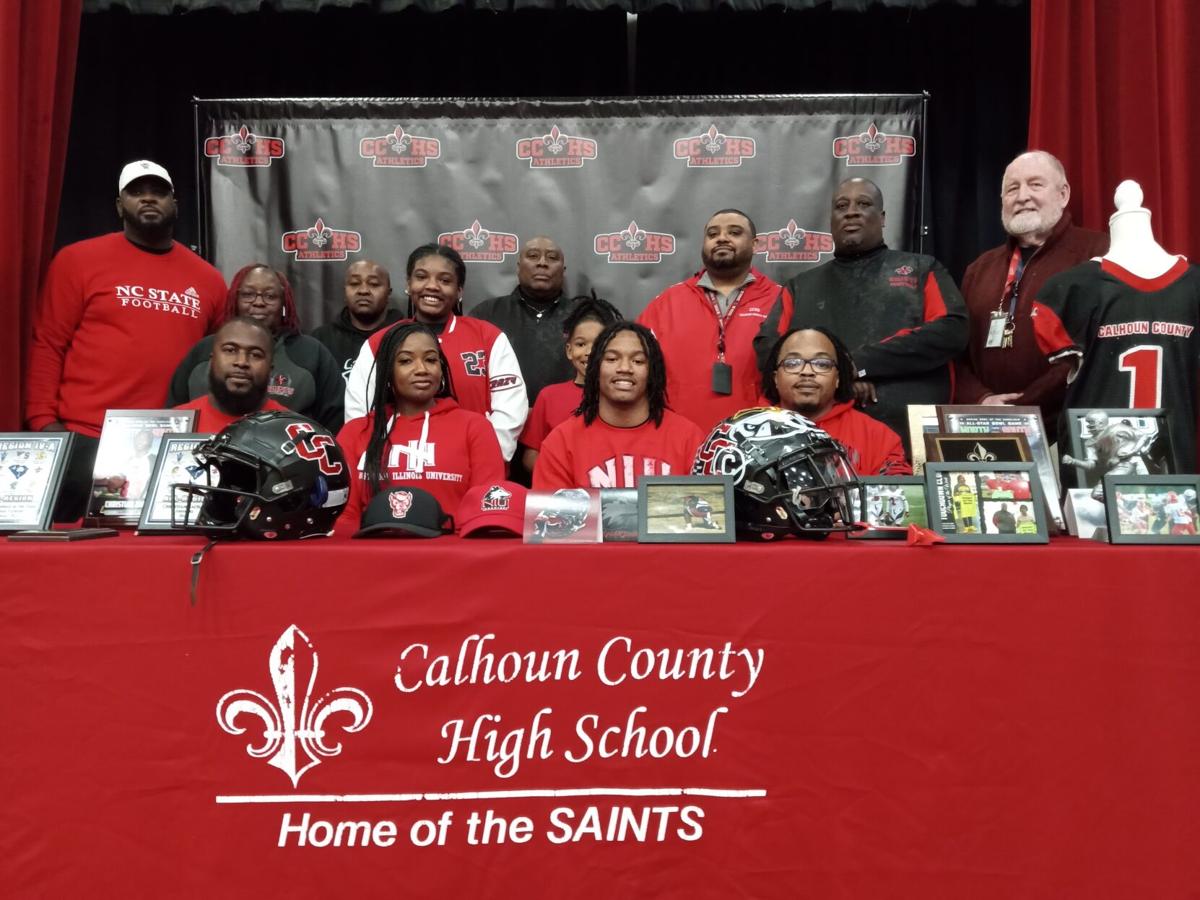 Calhoun County football players sign to play football in college