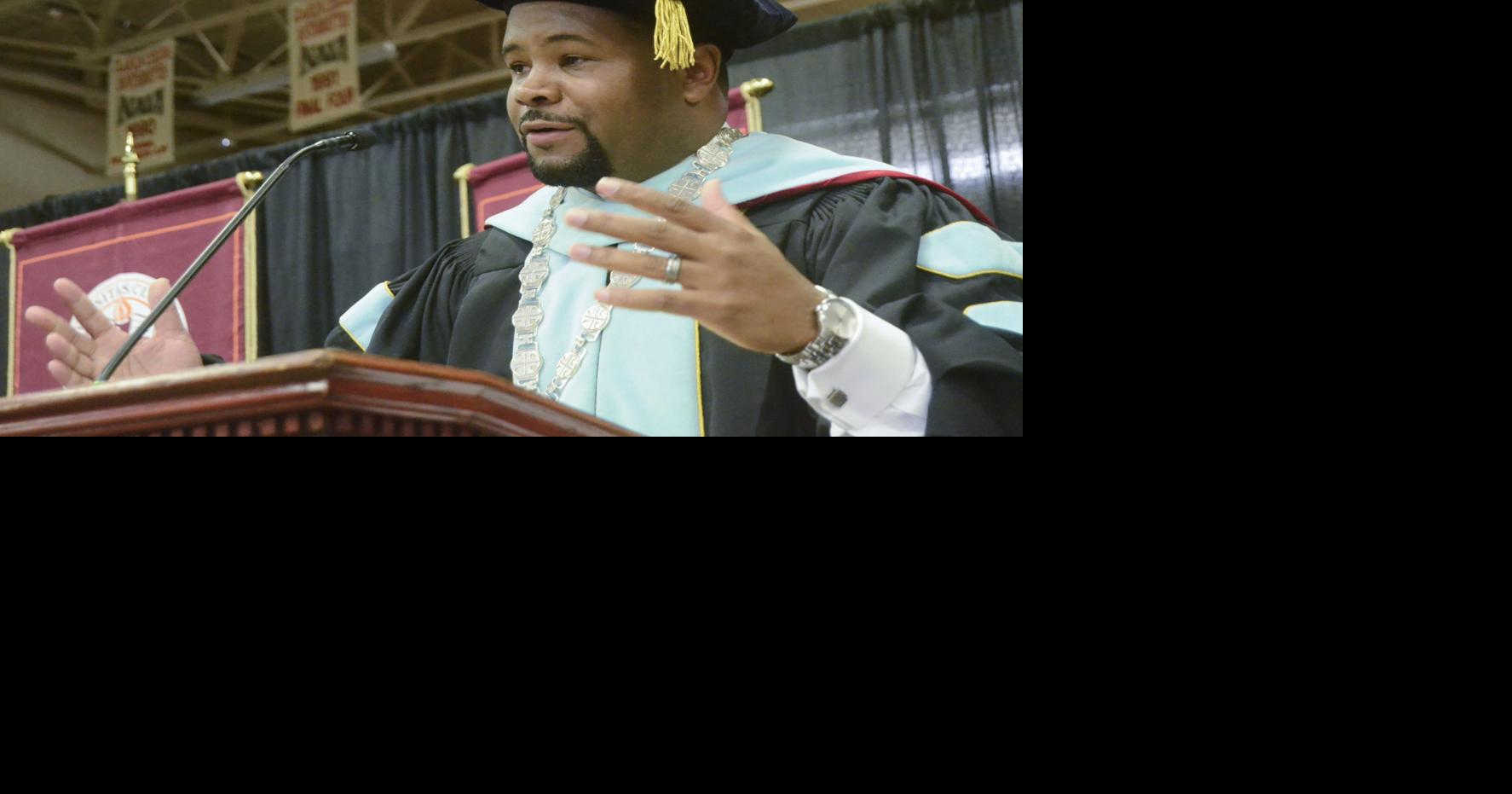 Claflin president to students: 'Believe in yourself'