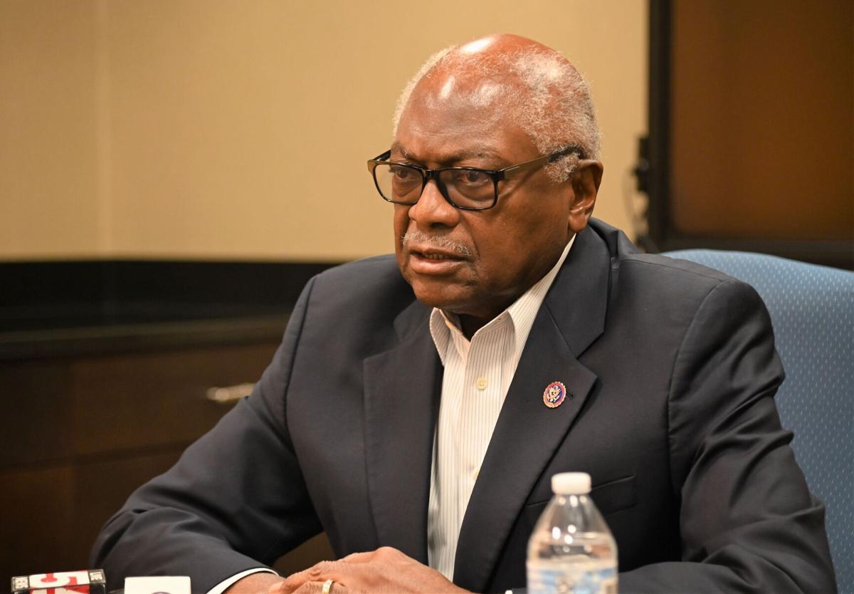 Clyburn urges early voting; challenger focusing on economy
