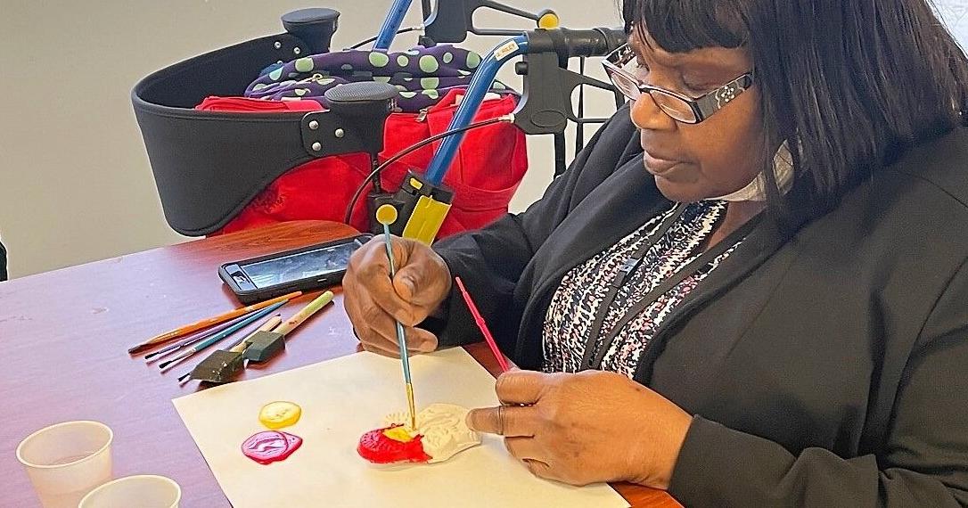 Seniors create art