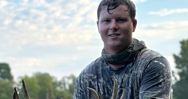 Orangeburg hunter snags 12-point buck