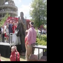 Alabama unveils 9-foot statue of Nick Saban