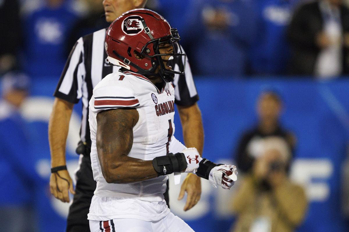 SOUTH CAROLINA FOOTBALL: Lloyd among 7 Gamecock transfers