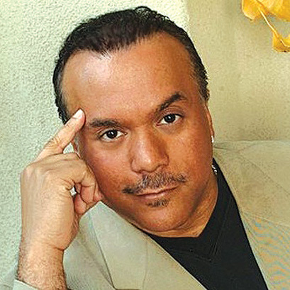Howard Hewett to perform at Claflin's Presidential Scholarship Gala