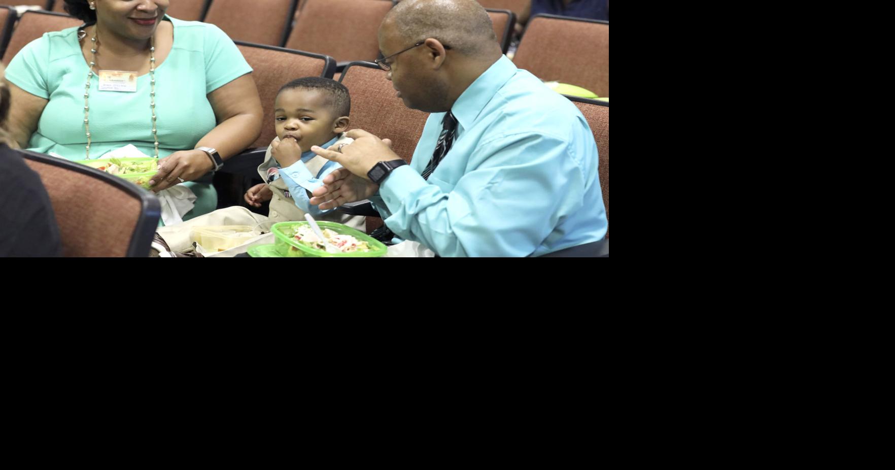 Sharing a message of courage: Jehovah’s Witnesses hold convention in ...