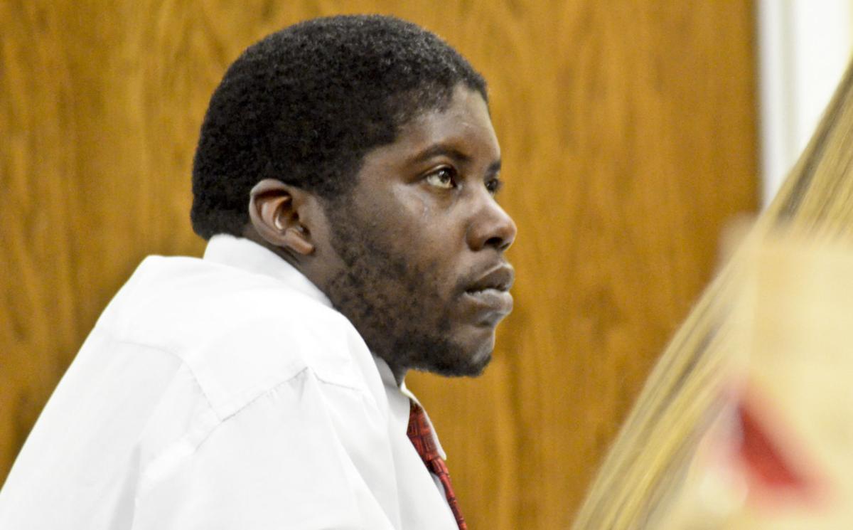 Defense seeks to cast doubt on carjacking victim's memory