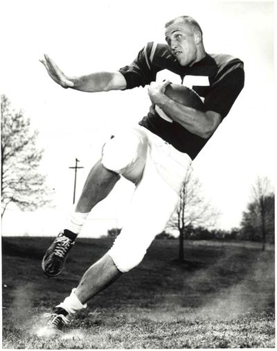 Clemson HOF football player Gary Barnes dies