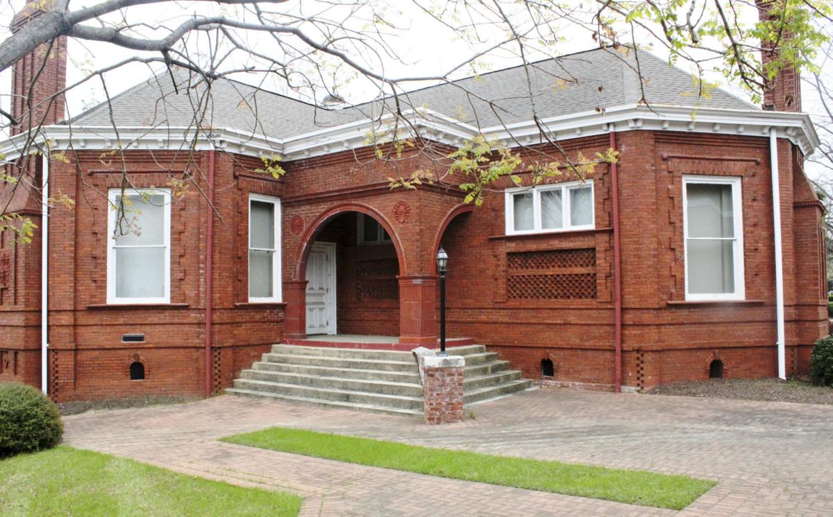 Claflin to hold Art Department exhibition and reception