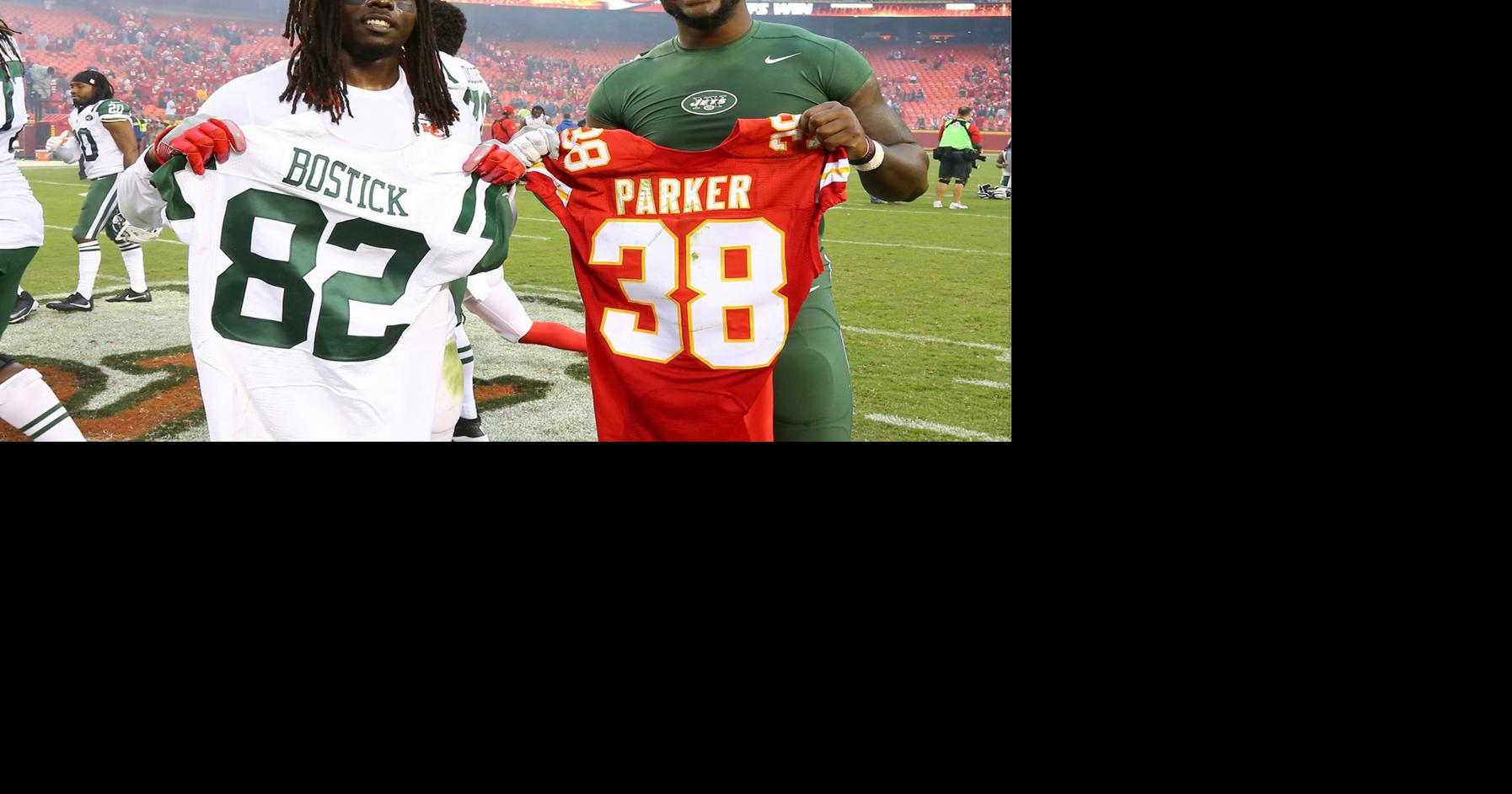 Ex-Newberry Wolves meet in the NFL