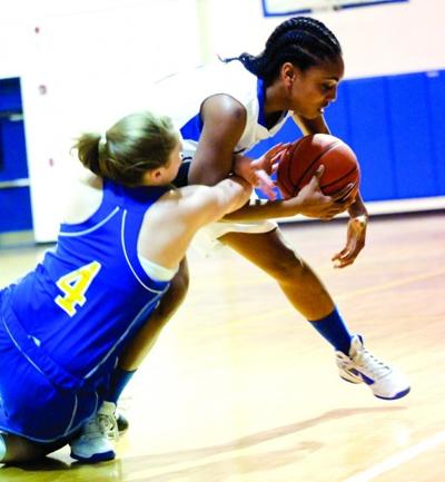 Denmark-Olar girls open playoffs with win over Chesterfield
