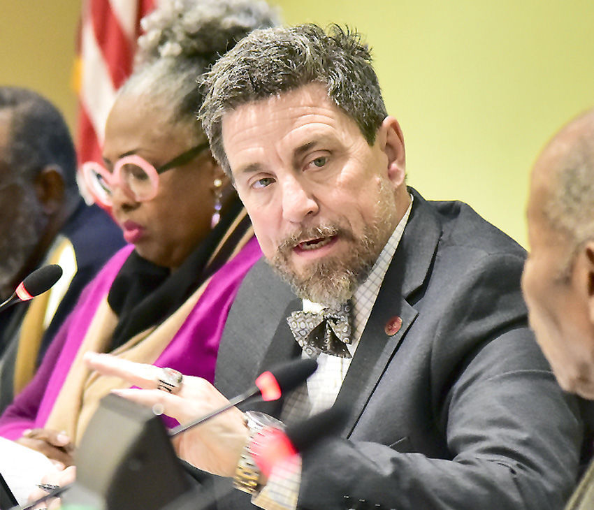 Kinard trial July 12; attorney may seek to move ex-official's case out ...