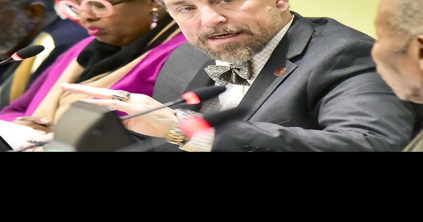 Kinard trial July 12; attorney may seek to move ex-official's case out ...