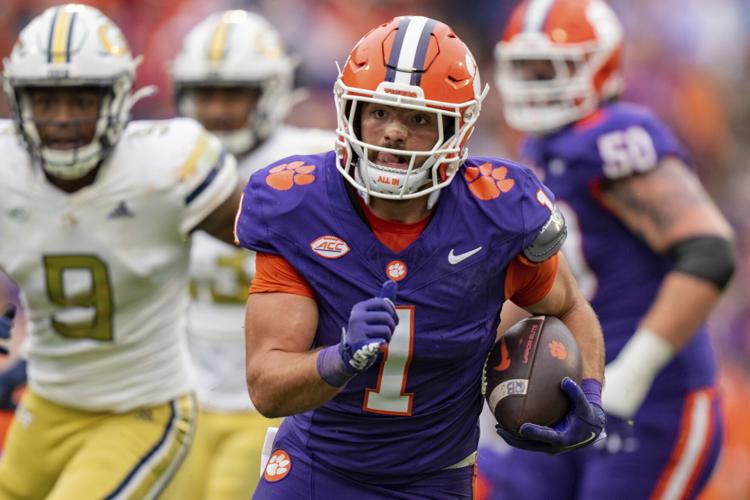 Klubnik plays almost mistake free in 42-21 Tigers win