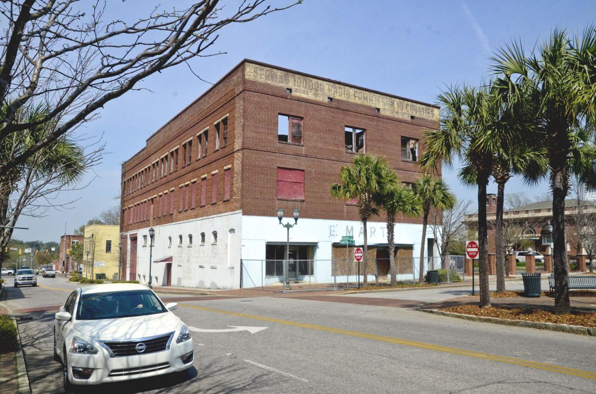 City to demolish Emart next month