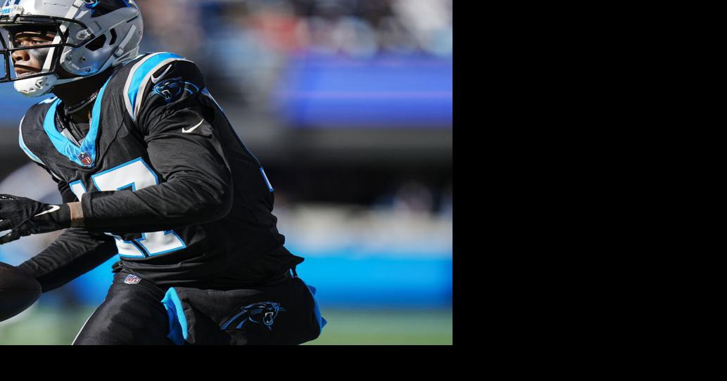 Panthers blanked as Buccaneers clinch NFC South title