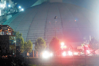 Lightning starts chemical fire at cement plant