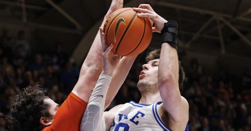 Late free throws help No. 12 Duke hold off Tigers 72-71