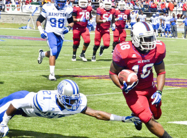 South Carolina State dumps Hampton, 30-6