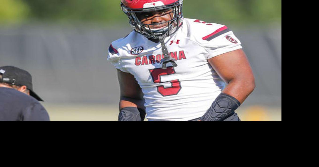 CAROLINA FOOTBALL: Keir Thomas versatility invaluable to Gamecock defense