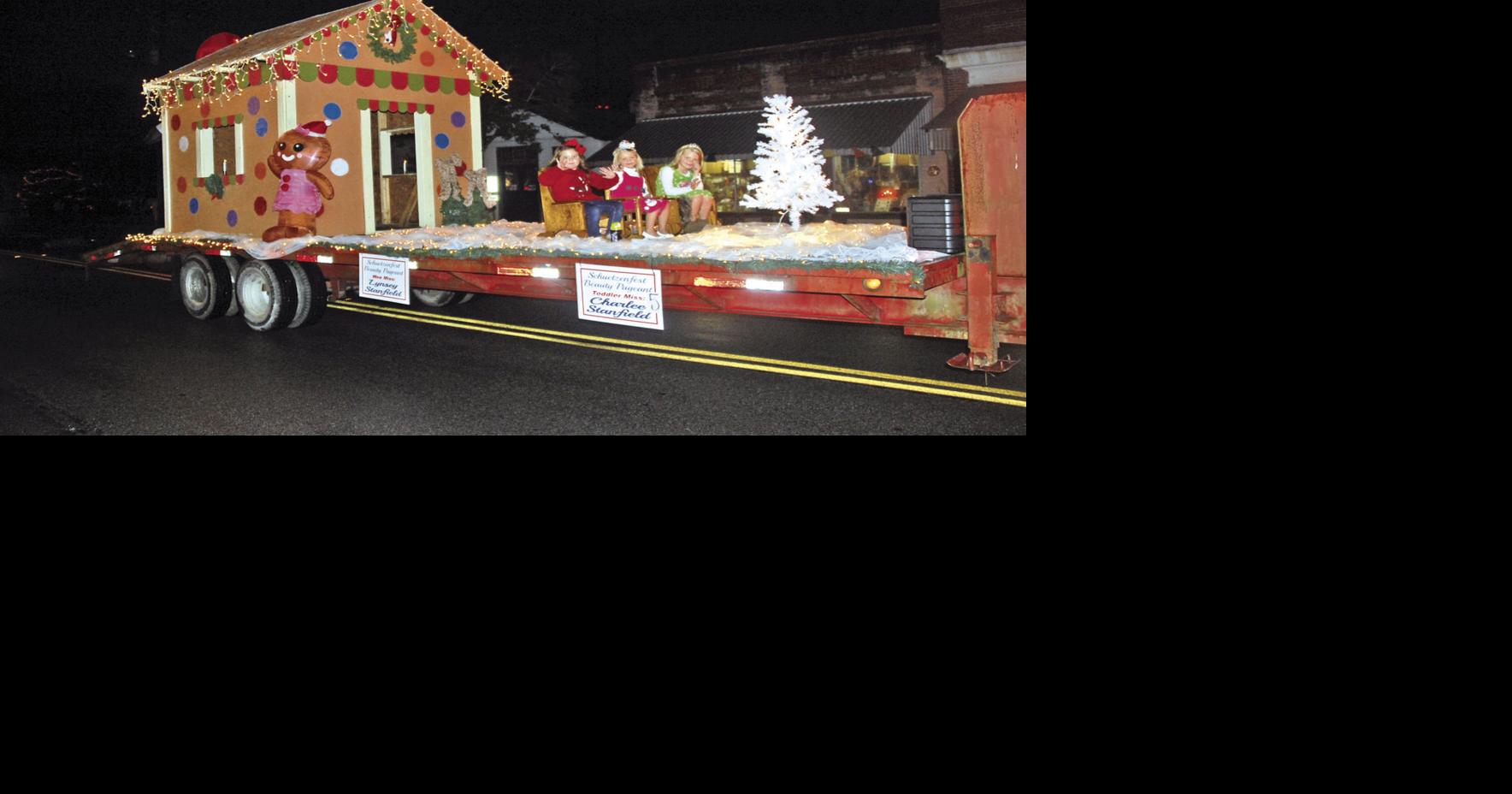 Ehrhardt Lighted Christmas Parade features colored lights, silver bells
