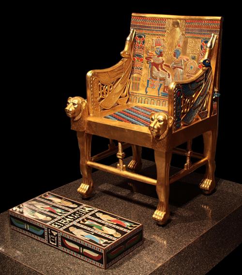 King Tut exhibit, golden throne | | thetandd.com