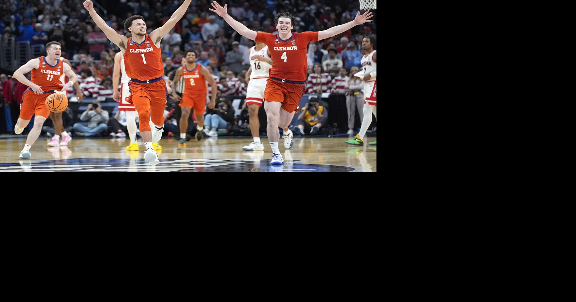 Clemson upsets Arizona to march into Elite Eight