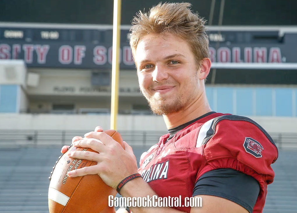 CAROLINA FOOTBALL: Players say Hilinski ready to be starter