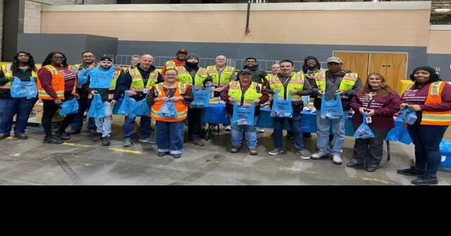 Food Lion donation Calhoun snack program