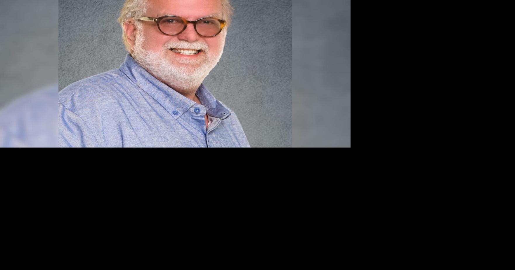 Abbott Endorses Former Uvalde Mayor, Who Called Him 'Fraud' in 2021 ...
