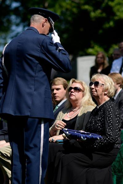 Elon's John G. Truitt laid to rest at Arlington | News | thetimesnews.com