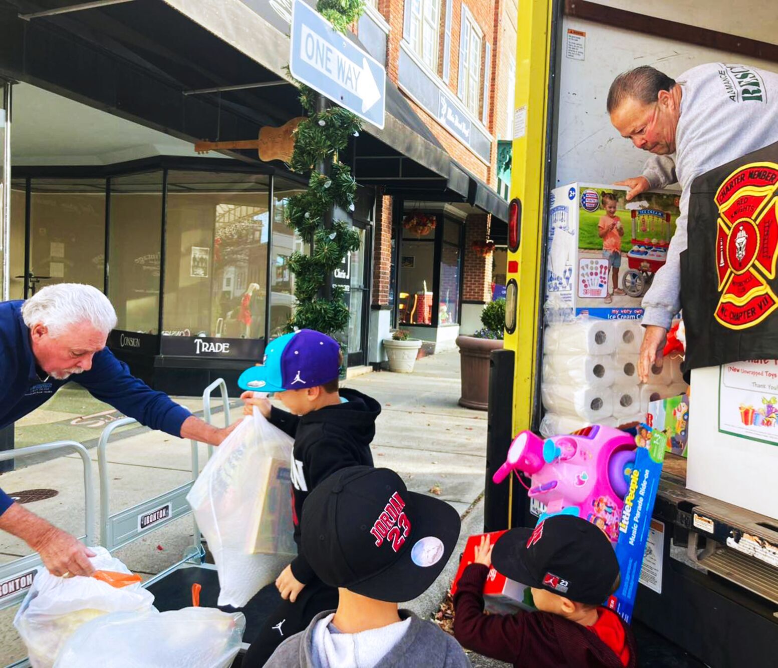 Christmas in March: 100-year-old nonprofit’s year-round fundraising ...