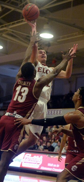 All in the details for Elon guard | Sports | thetimesnews.com