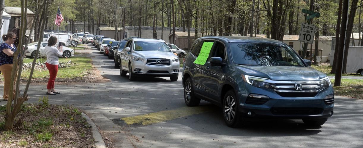 PHOTOS: Altamahaw Ossipee Elementary school staff parade supports ... PHOTOS: Altamahaw Ossipee Elementary school staff parade supports ...
