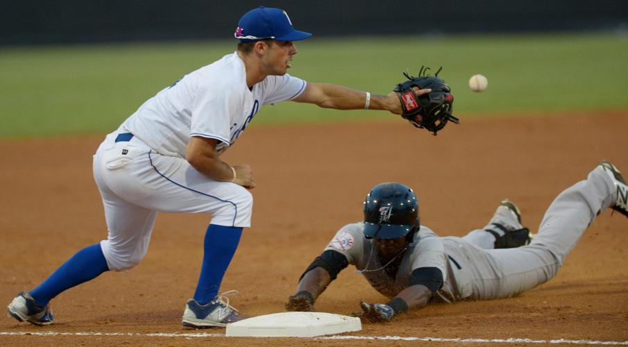 Burlington Royals vs Pulaski Yankees | News | thetimesnews.com