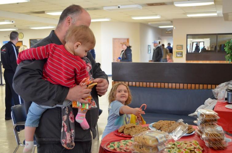 London-Corbin Airport hosts second annual Cookies with Santa ...