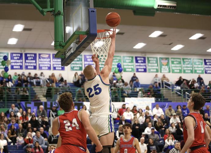 Jaguars clinch district's top seed with 90-47 win over Jackson County ...