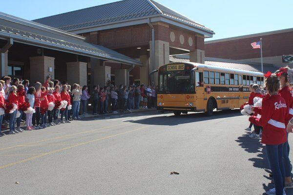 8th grade Redhound football team en route to state championship game ...