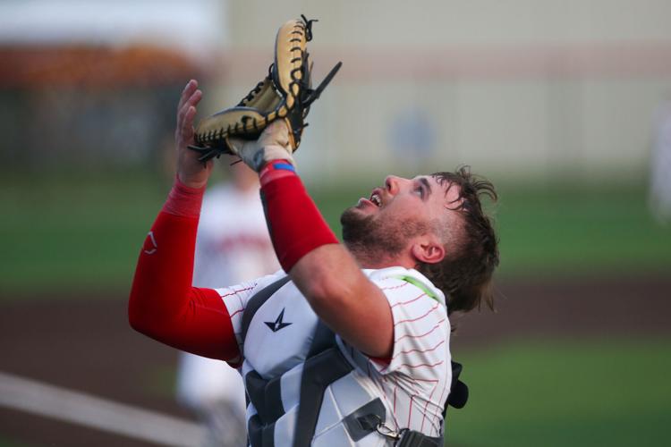 COLONELS COME UP CLUTCH: Whitley County extends win streak to five ...