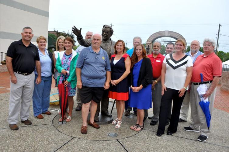 SLIDESHOW: Colonel Sanders statue unveiled during ceremony | News ...
