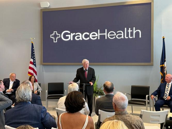Local, state, and federal leaders show support at Grace Health ribbon ...
