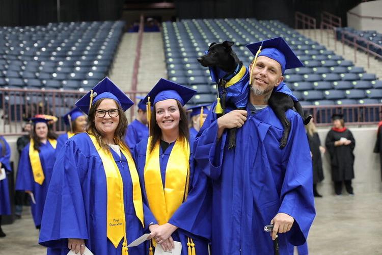 SCC celebrates record numbers for 2025 Fall Commencement | Community ...